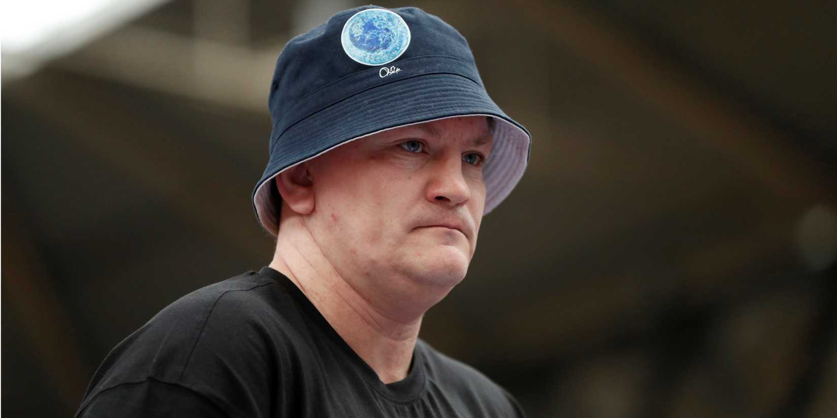 Ricky Hatton's Manager 'Found Him After Letting Himself Into His House ...