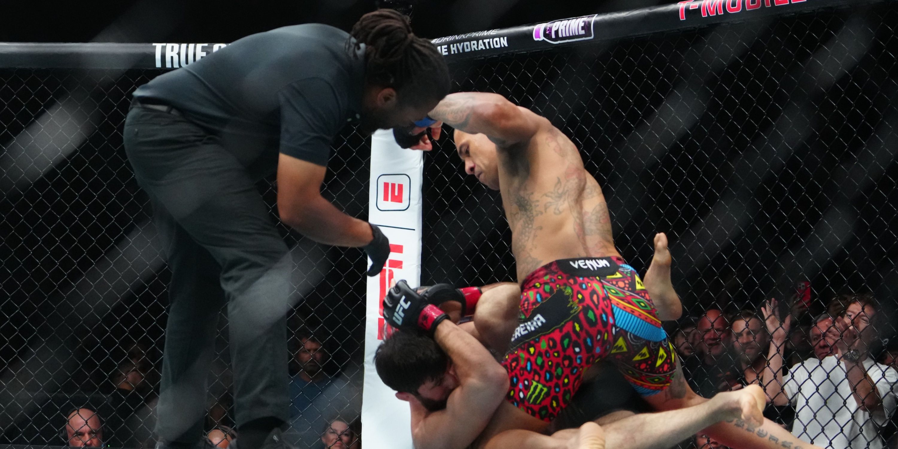 Alex Pereira vs Jon Jones: AI makes stunning prediction with clear ...