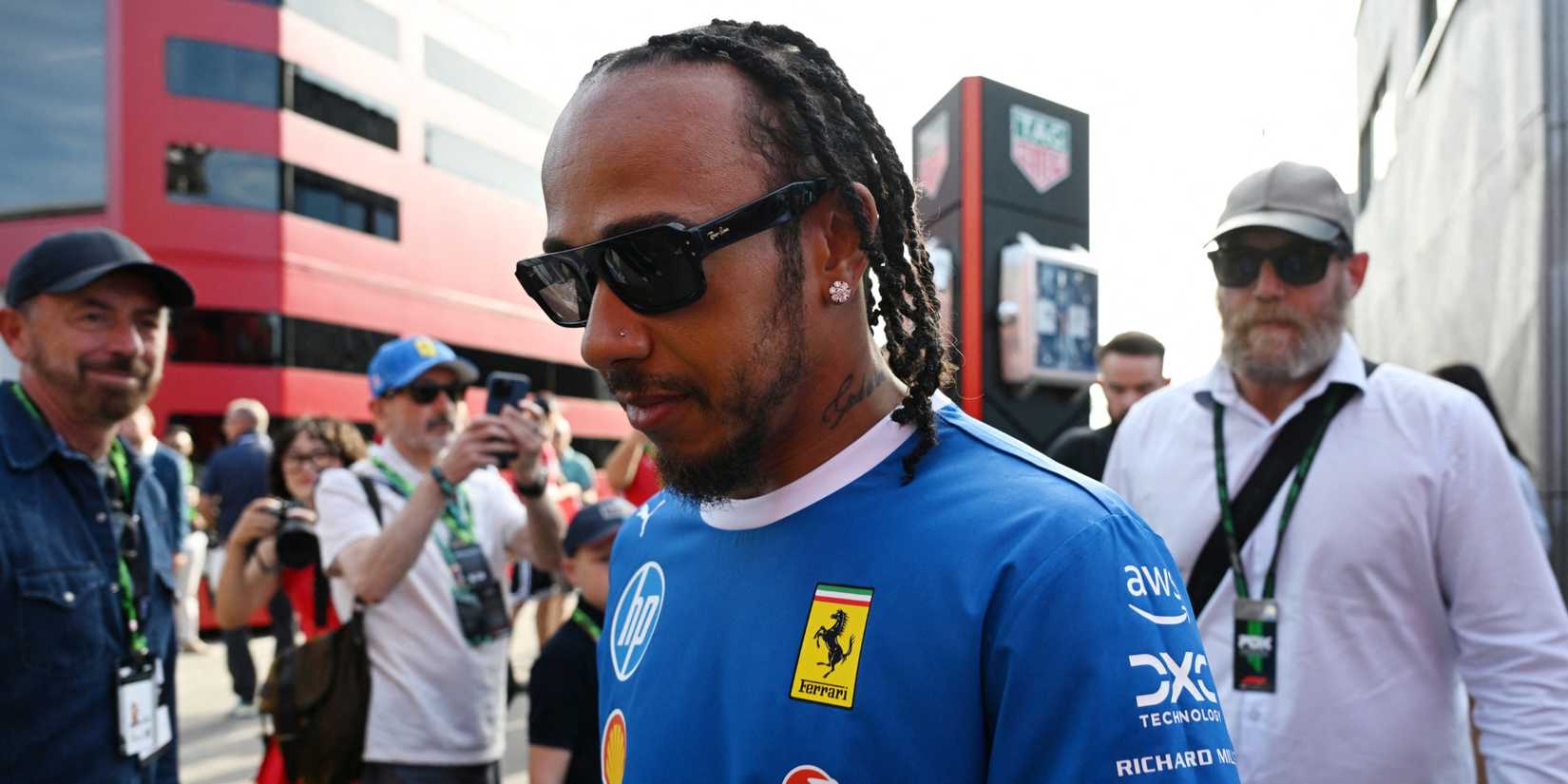 Advert Featuring Lewis Hamilton & Chelsea FC Badge Has Been Banned