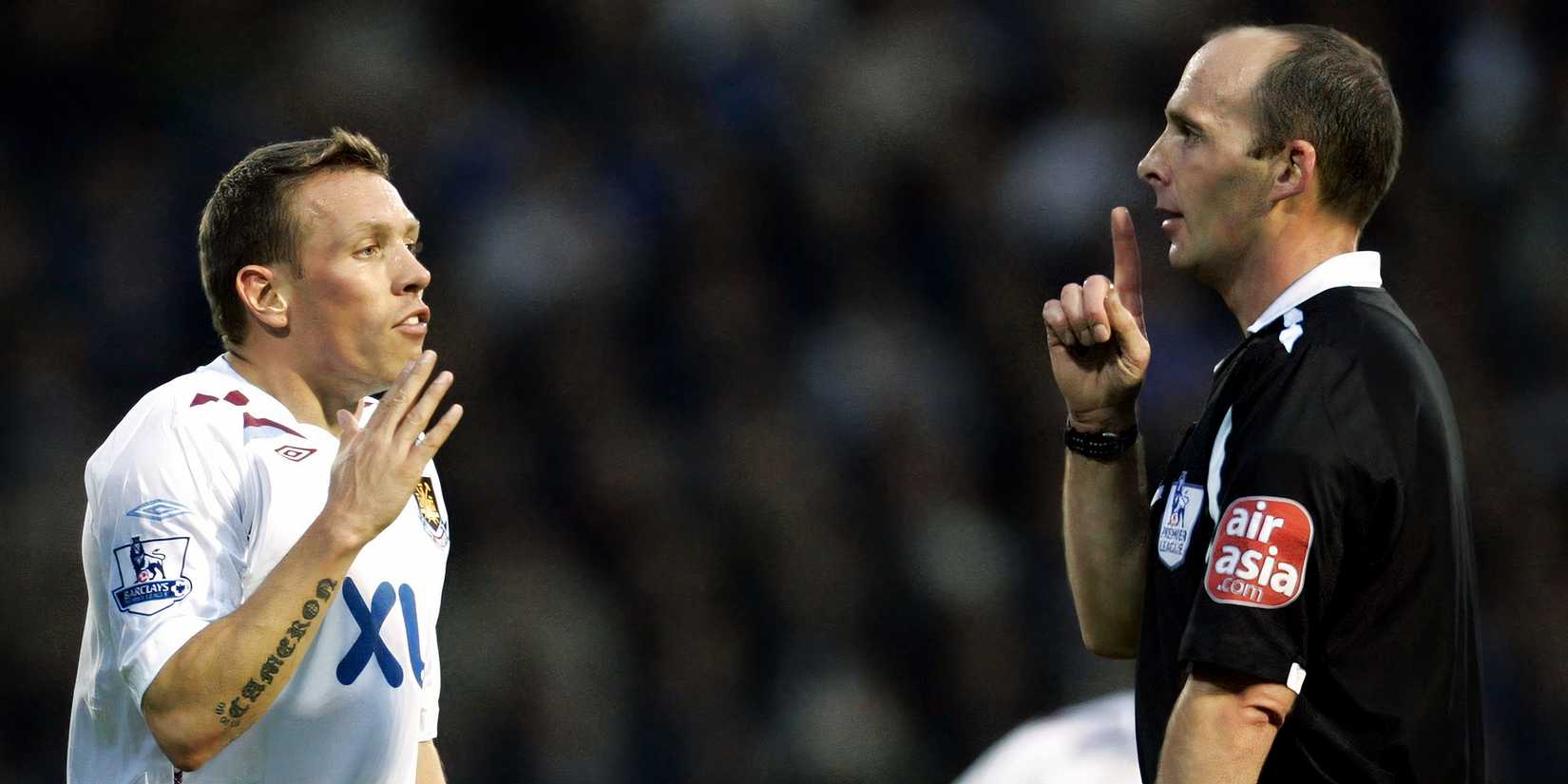 Mike Dean Reveals He Most Hated Refereeing Craig Bellamy and Arsene Wenger