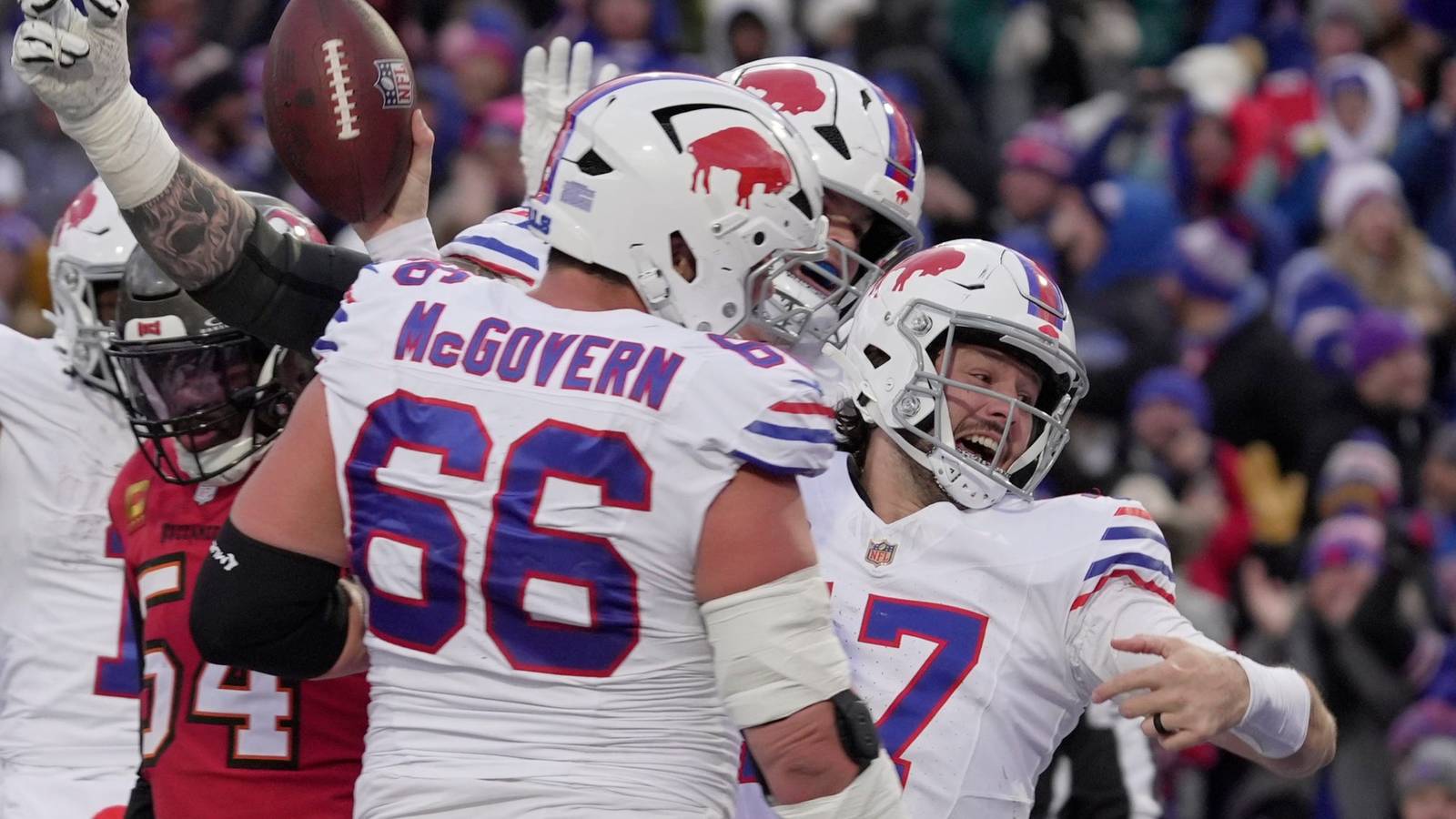 NFL MVP Top 10 Ranking: Patrick Mahomes Fall Out of Top 10 after Another Loss