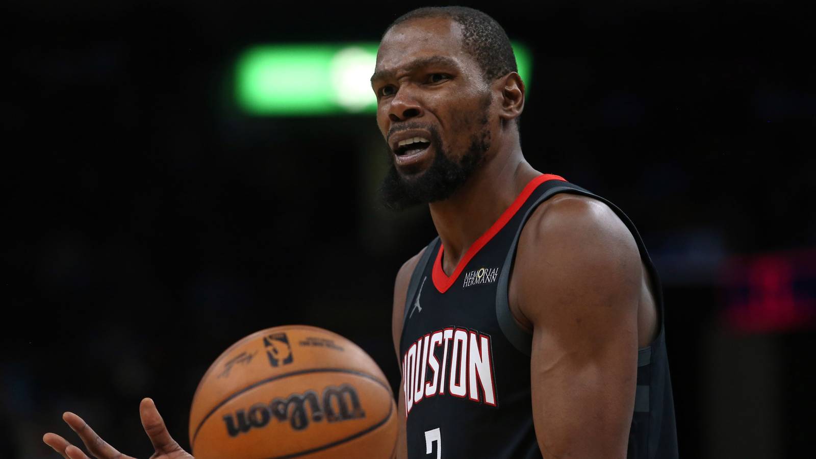 Durant on his Durability: 'I'm Paid to be Available and Play'