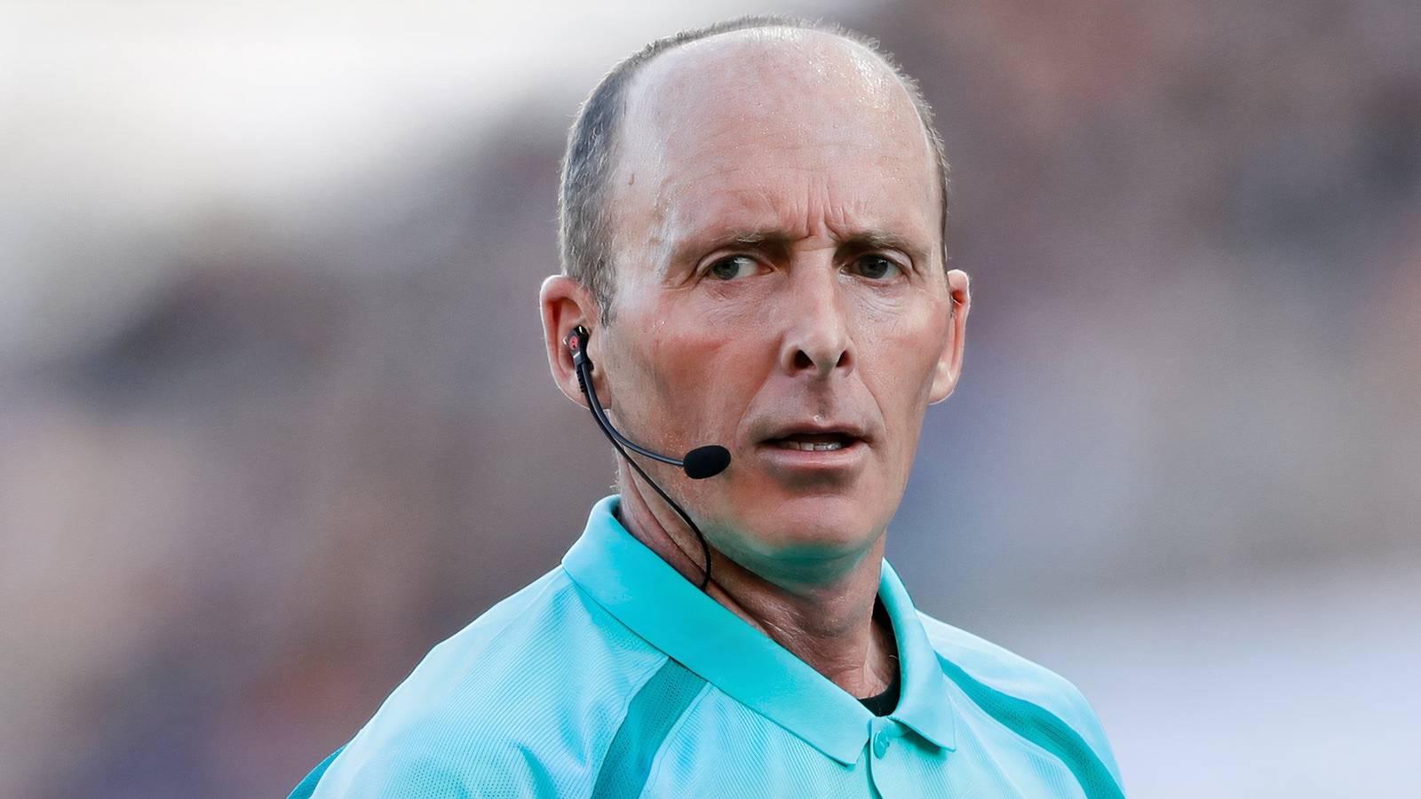 Mike Dean Reveals He Most Hated Refereeing Craig Bellamy and Arsene Wenger