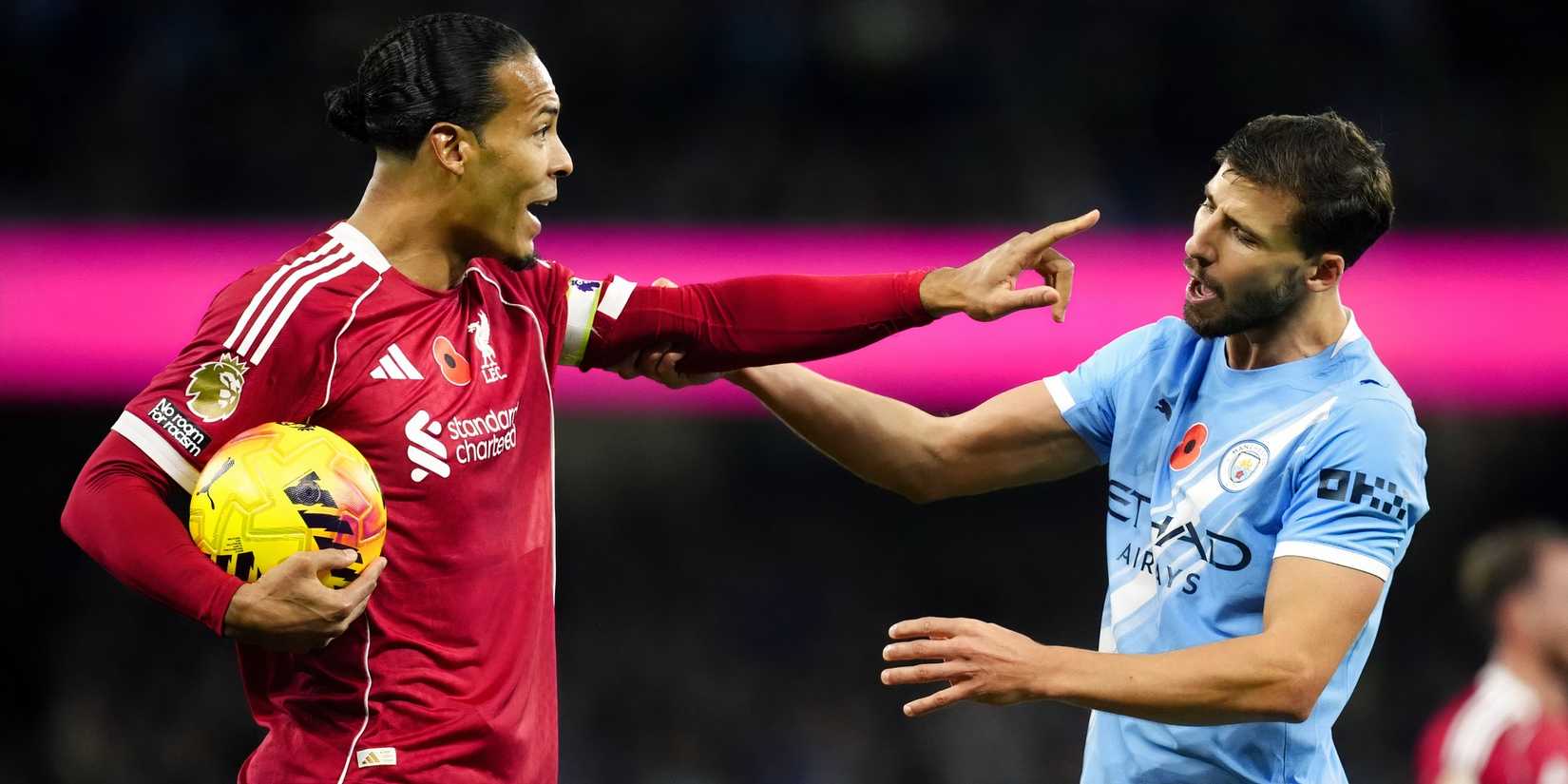 Mark Halsey Casts Verdict on Decision to Disallow Liverpool Goal vs Man ...