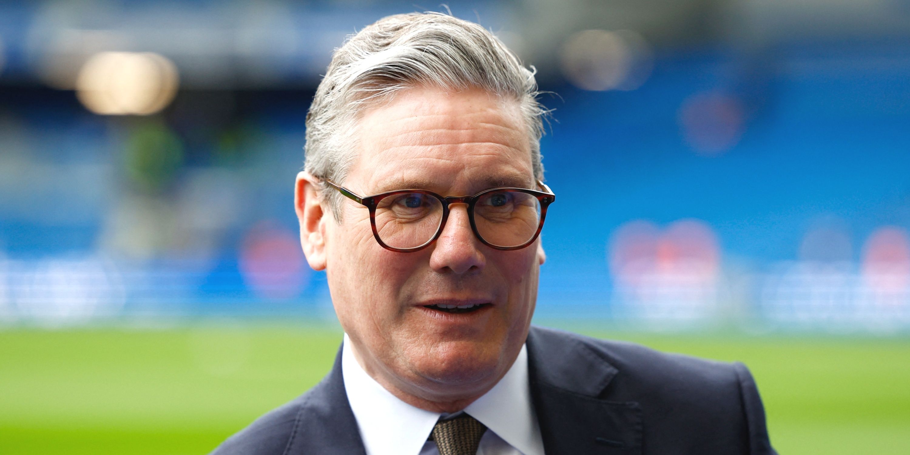 Keir Starmer Issues ‘Final Warning’ to Roman Abramovich Over Chelsea ...