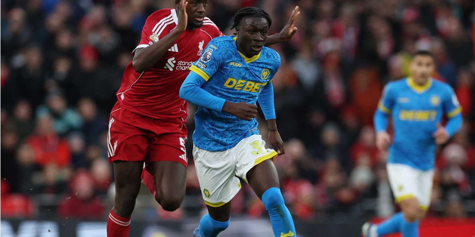 Tottenham Hold Talks to Sign Wolves Midfielder Mateus Mane