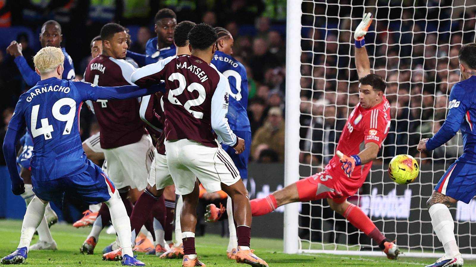 Keith Hackett Calls Out ‘Unacceptable’ Grappling During Chelsea 1-2 Villa