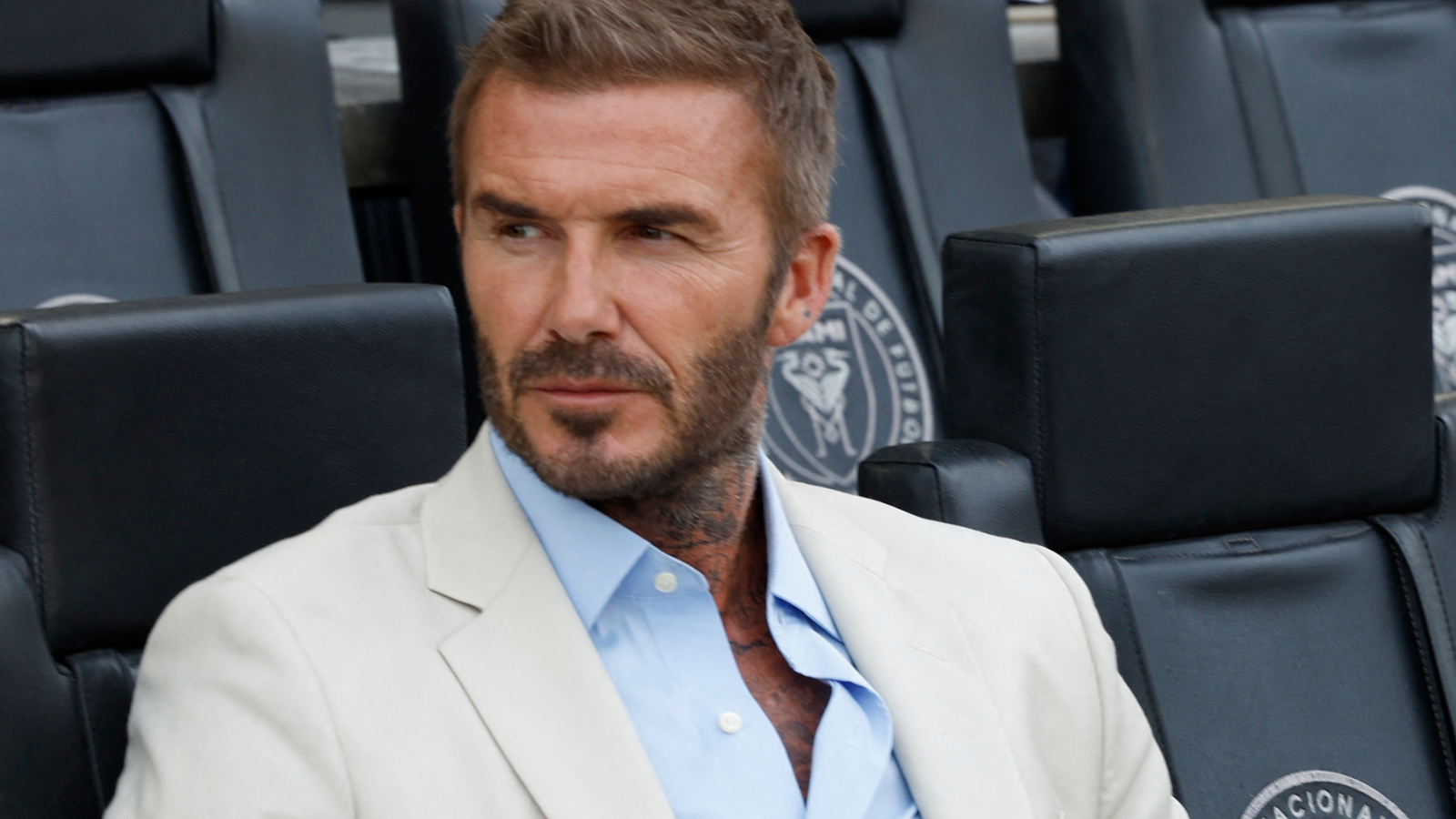 David Beckham Had 5-Year Feud With Father Over Man Utd Exit