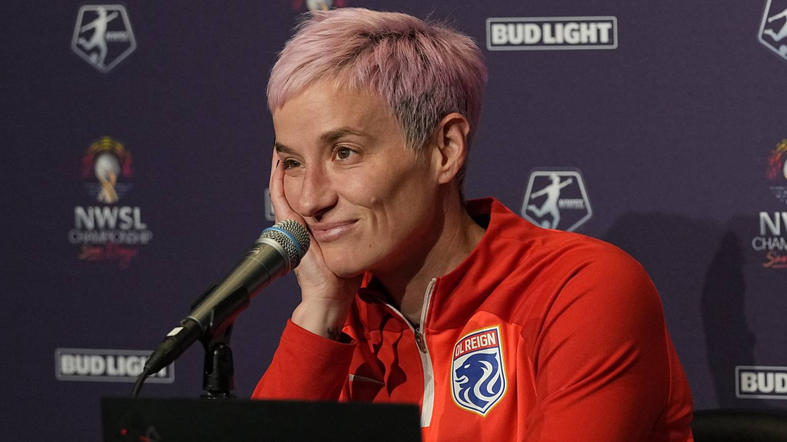 Megan Rapinoe Slams Team USA's Ice Hockey Team After Donald Trump Meet