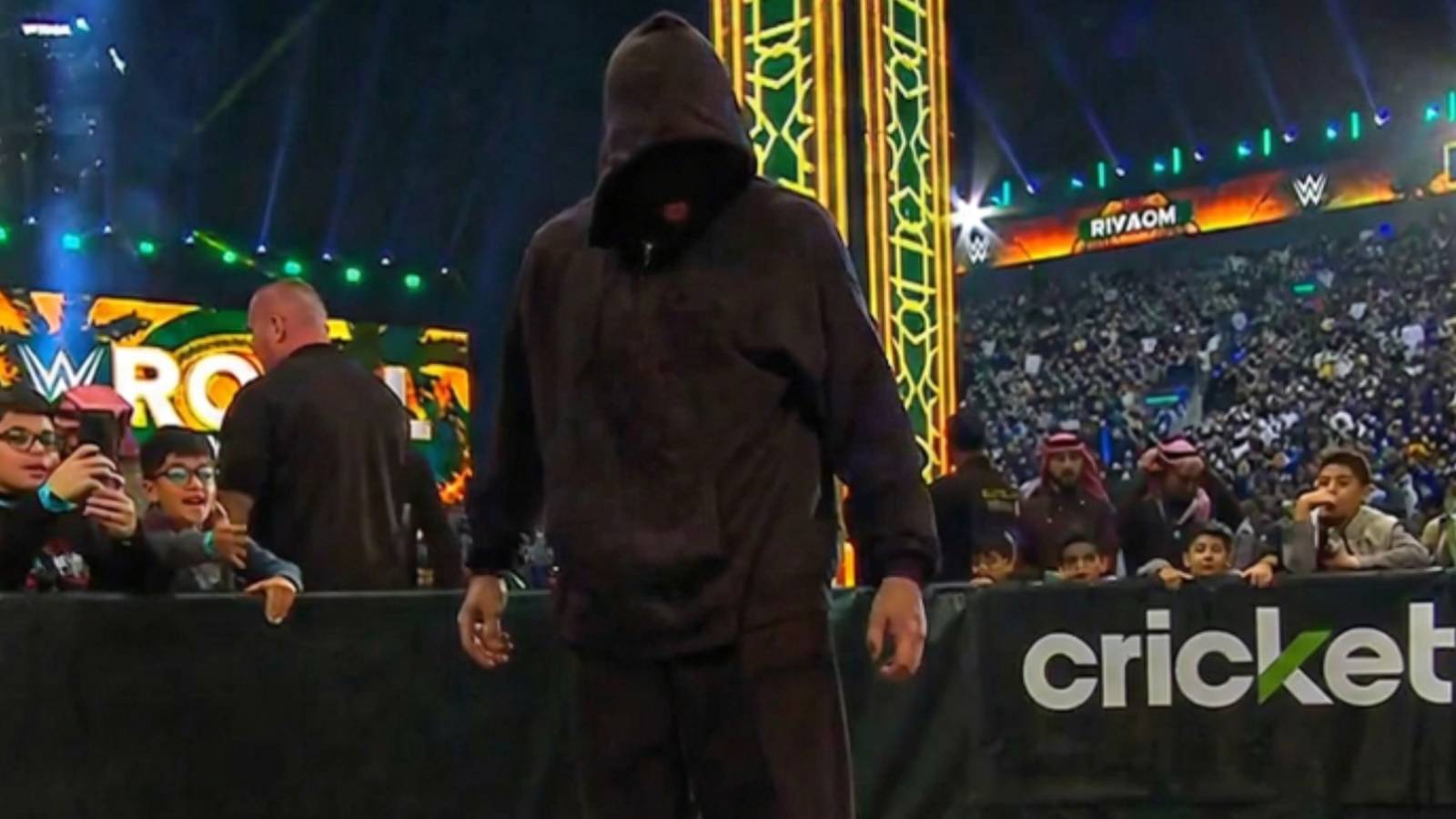 Identity of WWE's Masked Man Revealed on SmackDown