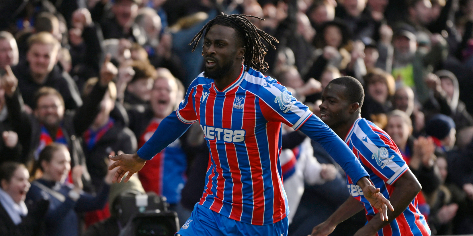 Crystal Palace Make Transfer Decision on Aston Villa Star Evann Guessand